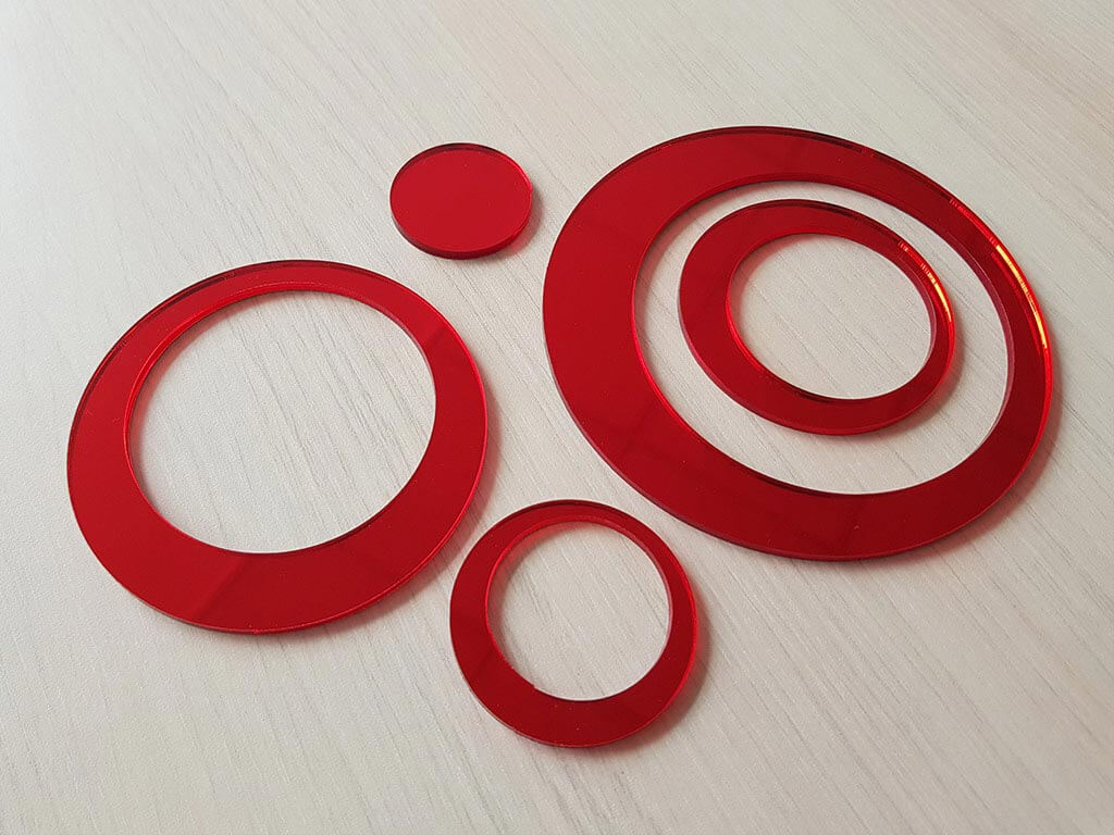 Decoratiune perete cercuri oglinda rosie | Decoratiune brand Folina