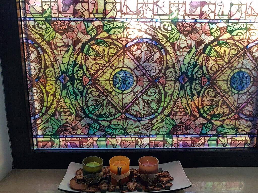 Folia de geam, tip vitraliu geometric, model colorat, Elisabethtown