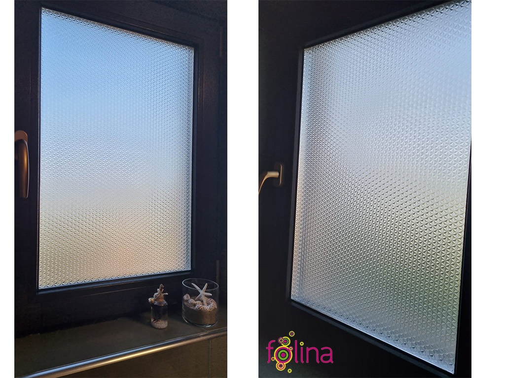 Folie geam autoadeziva, folie translucida, ofera intimitate, model Steps