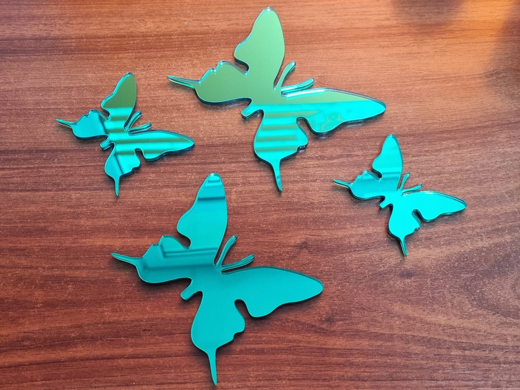 Set 4 stickere oglindă, fluturi verzi