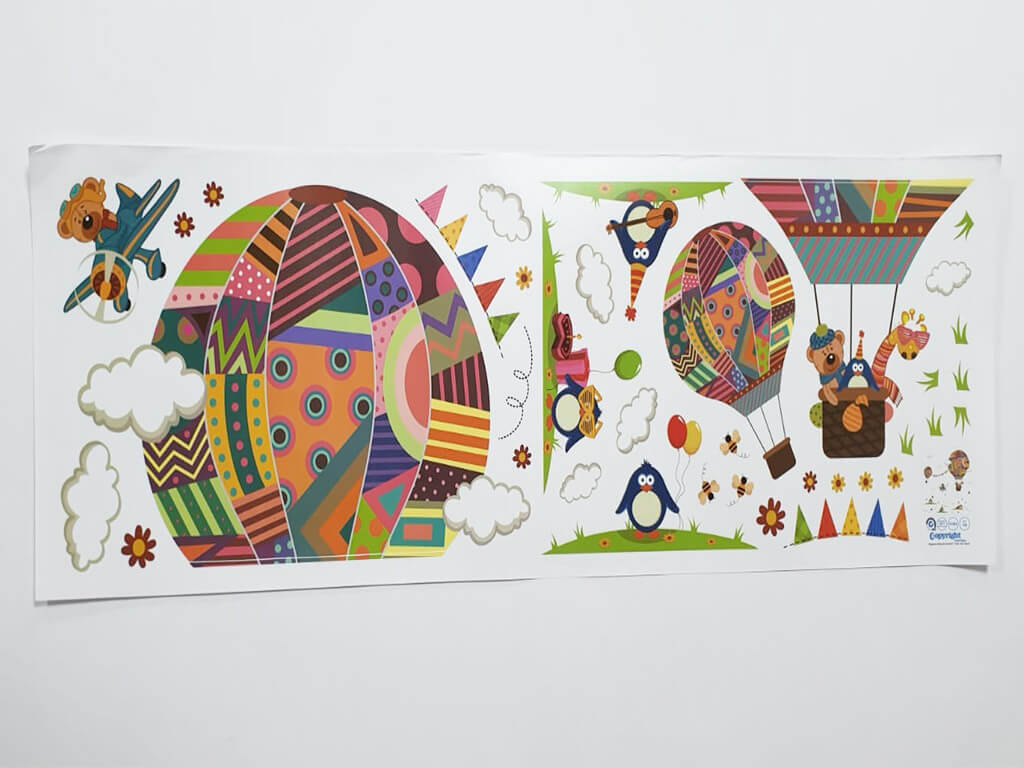 Sticker copii, cu model Baloane Candy, colorat, se aplica individual.