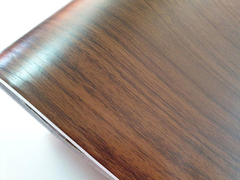 Autocolant mobilă lemn nuc - 120 cm